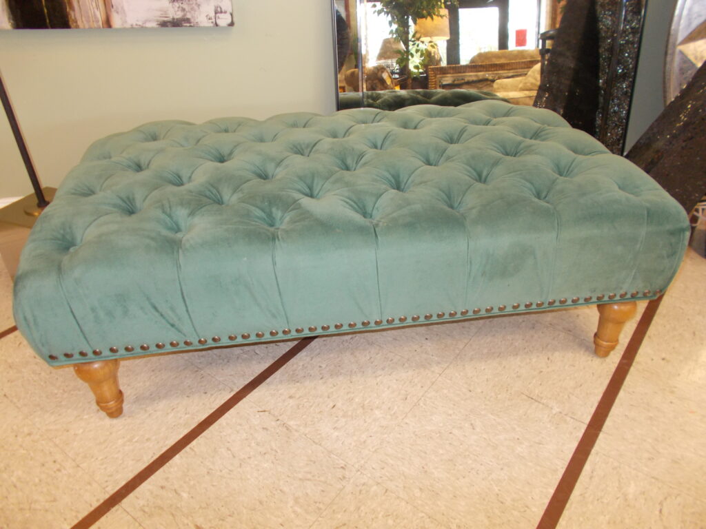 Upscale Resale Furnishings in Gahanna, OH